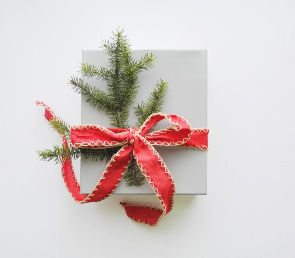 Christmas Gift Ideas - Give The Gift of Invisalign at Sunnyside Dental