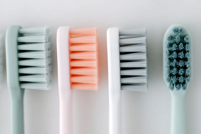 What Type of Toothbrush Should You Use? - Sunnyside Dental